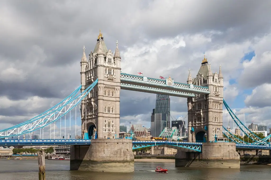 Britânia: historia, productos y tecnología - Padua Materiales